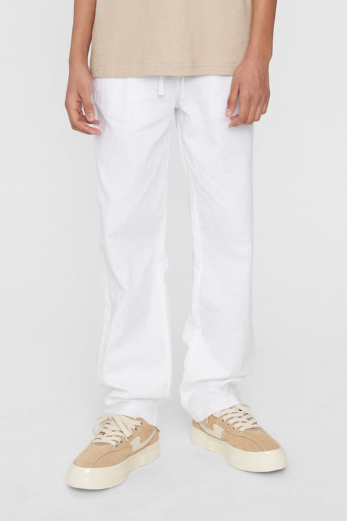 Shop tøj i NIELSENs outlet | Spar op til 70% | Køb her